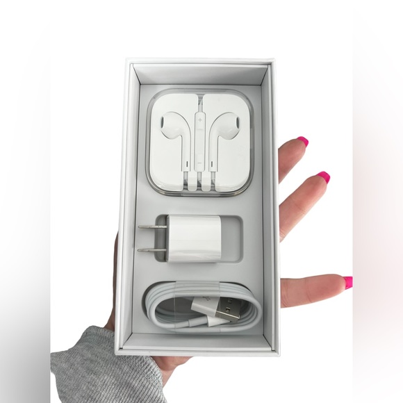 Apple | Cell Phones & Accessories | Apple Earpods W Headphone Jack ...